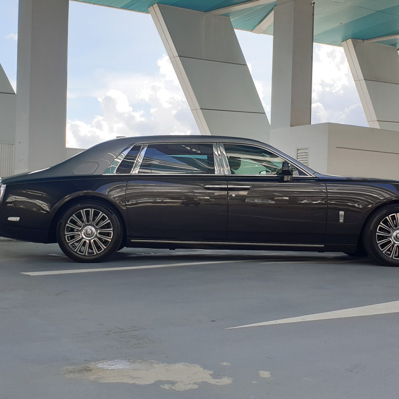 AR Limousine